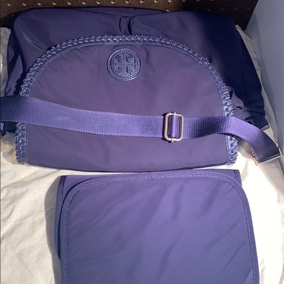 Tory Burch | Bags | Tory Burch Marion Baby Messenger Diaper Bag Pad ...